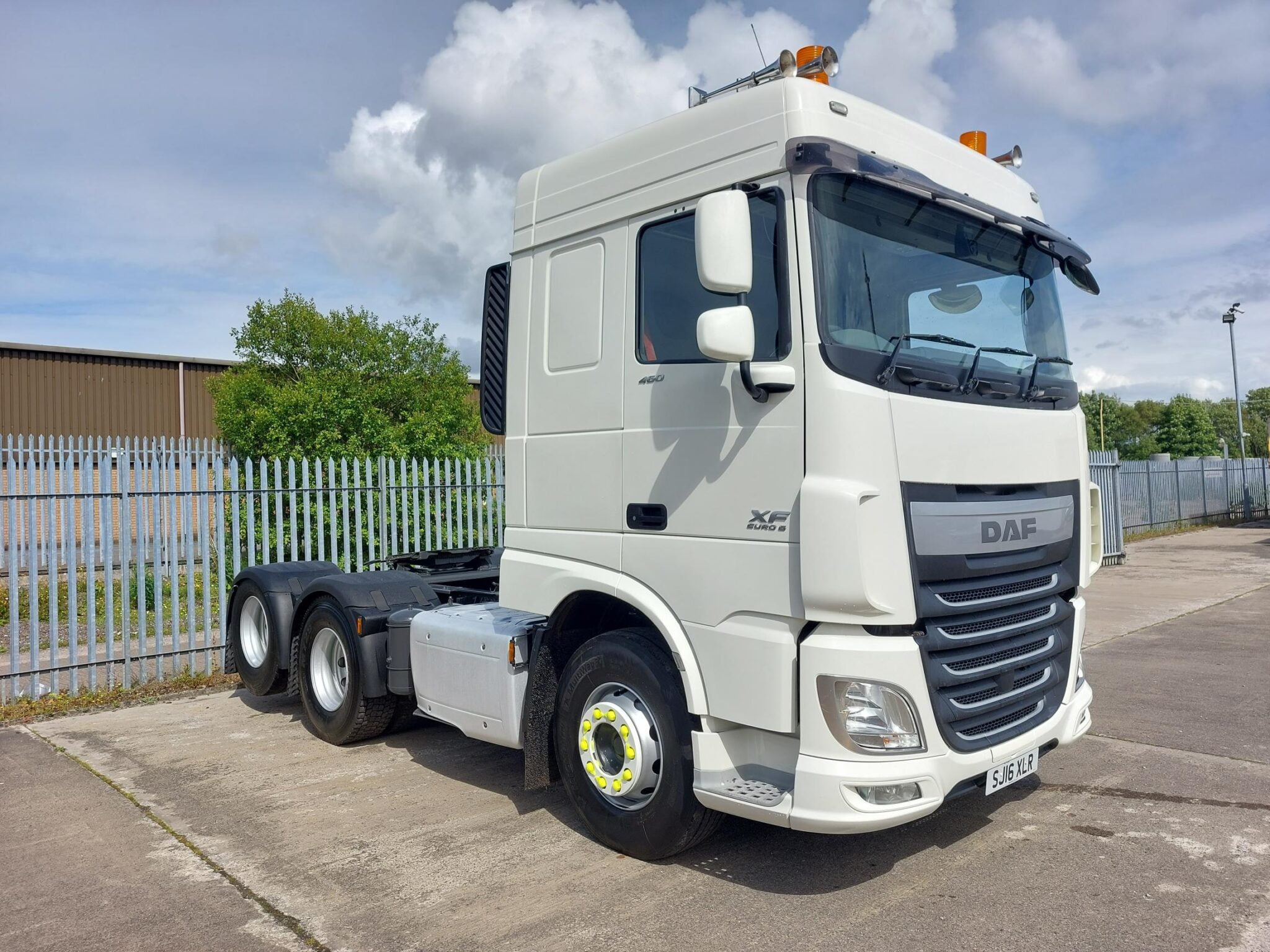 Used Tractor Units For Sale UK | 6x2 Tractor Units For Sale | Asset ...