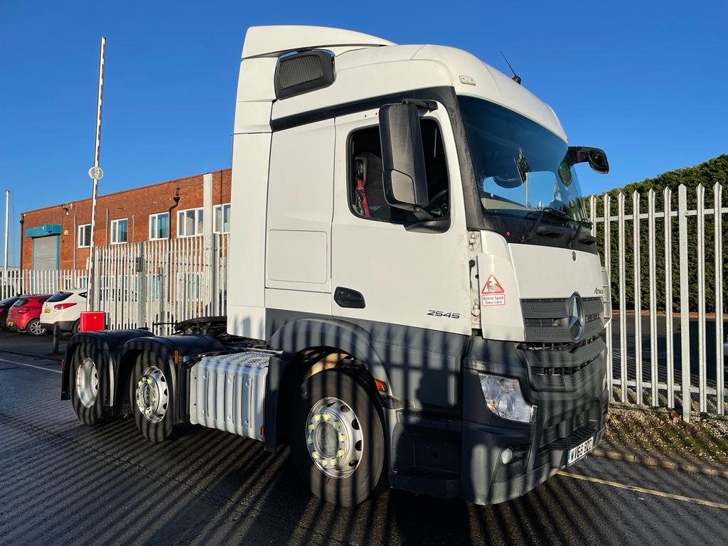 Used Tractor Units For Sale UK | 6x2 Tractor Units For Sale | Asset ...