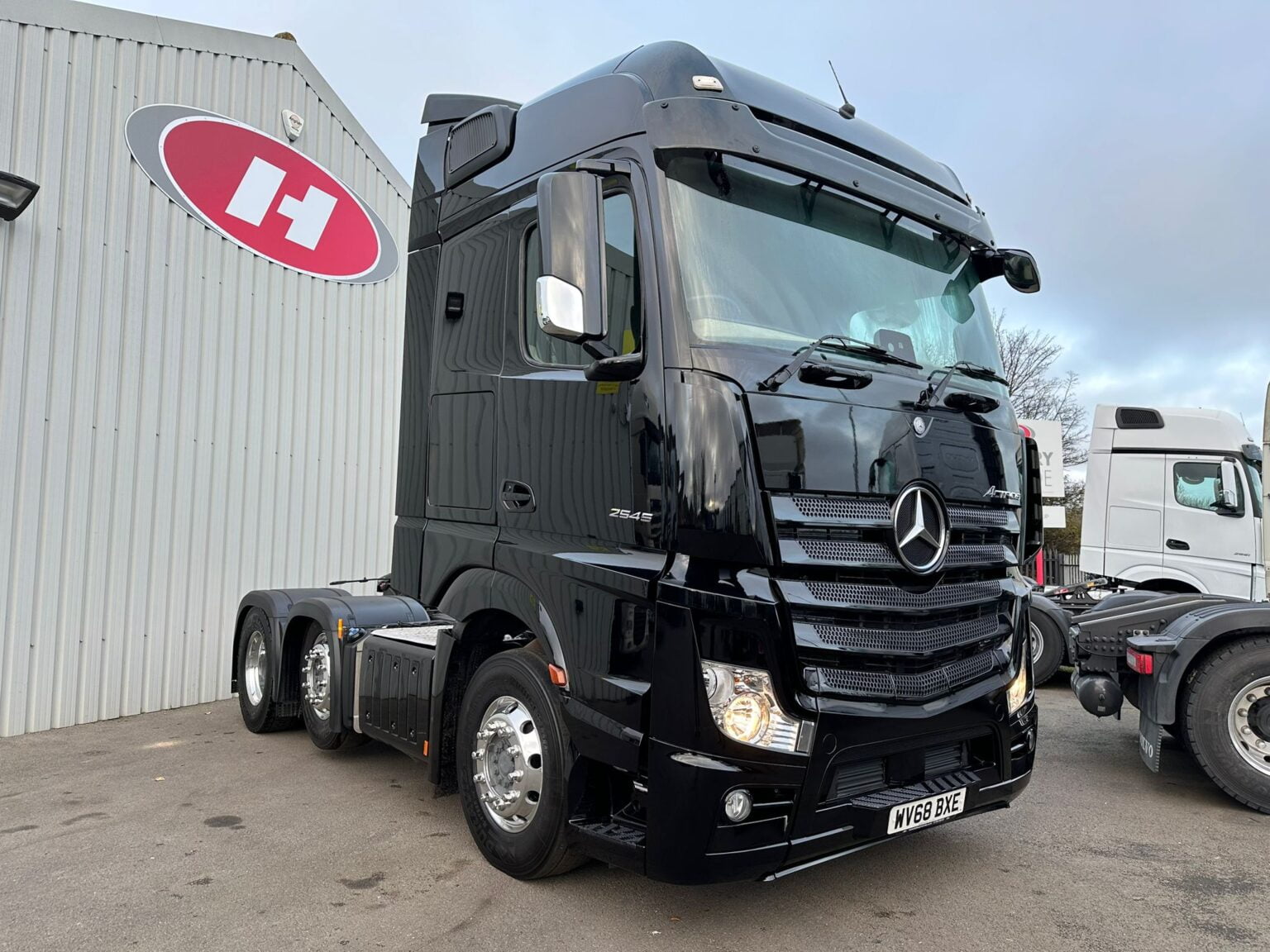 Used Tractor Units For Sale UK | 6x2 Tractor Units For Sale | Asset ...